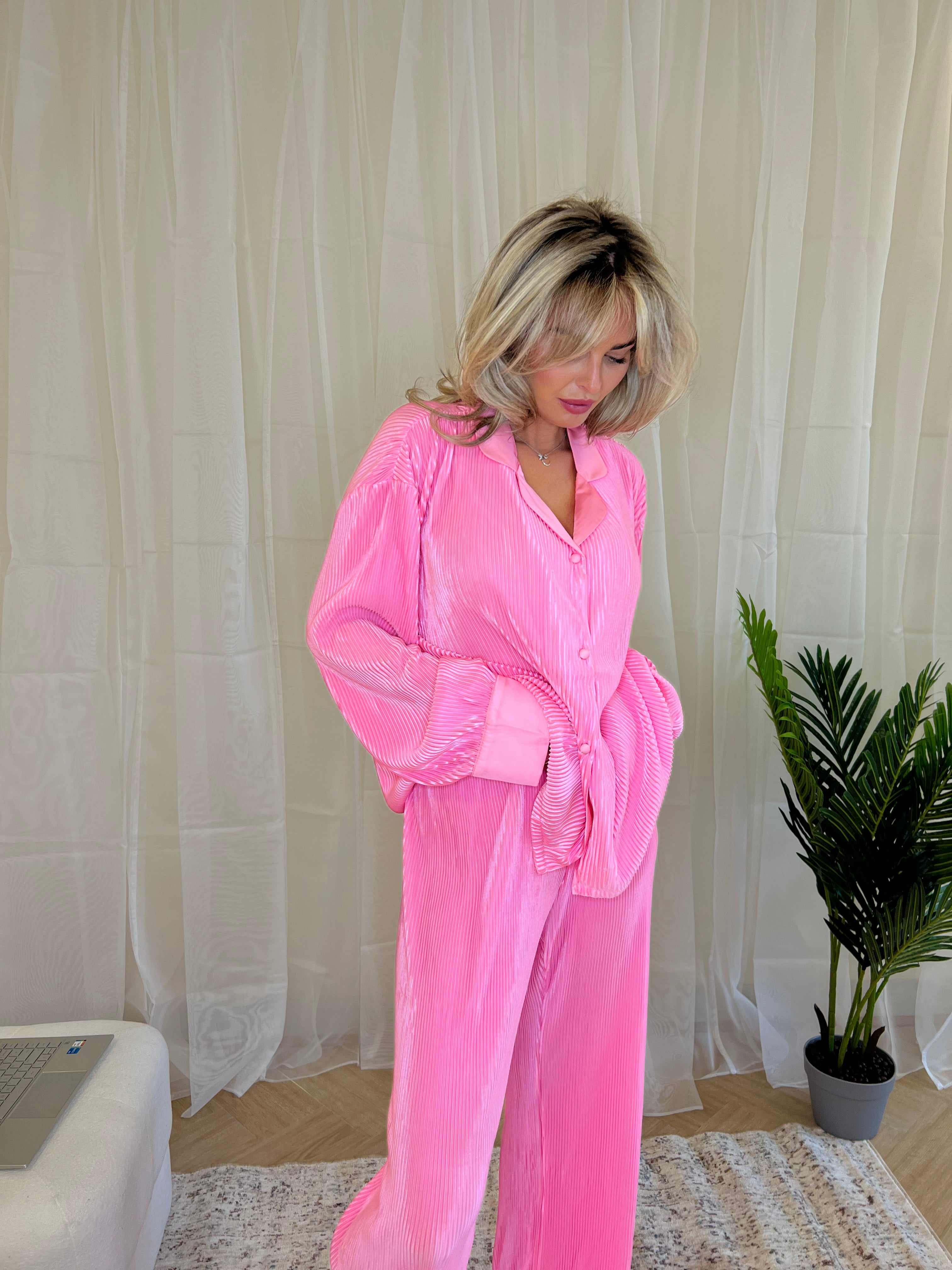 Women’s luxury sleepwear and pyjamas – Sweet Dreams Sleepwear